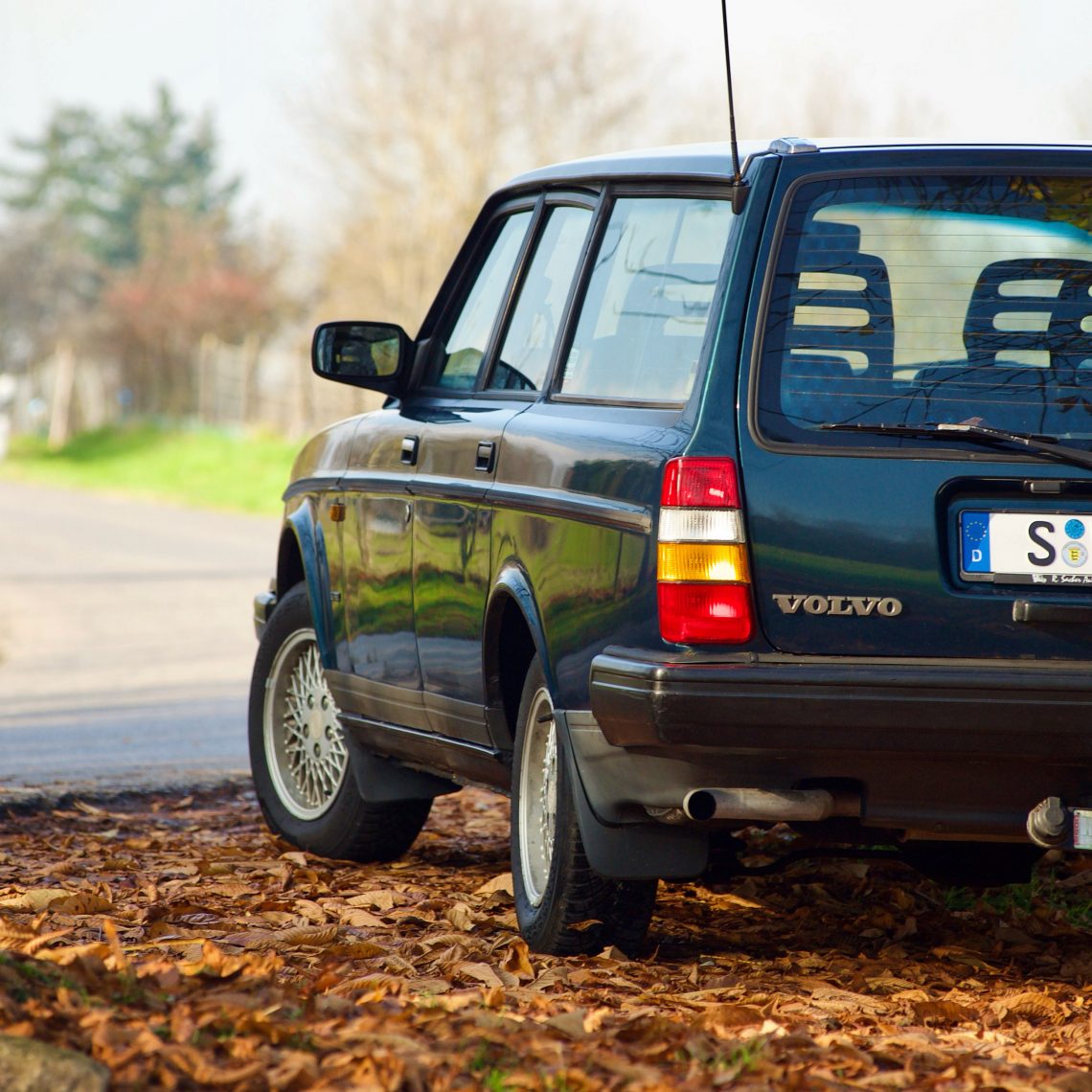 A Late Success: The Volvo 240 Super Polar – The Volvo 240 Classic Page